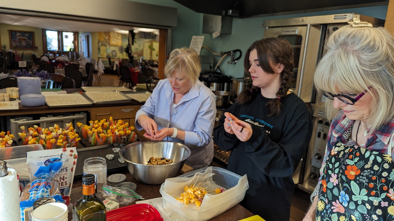 Christmas Tea Photos - Trinity Lutheran Church Bellingham Washington