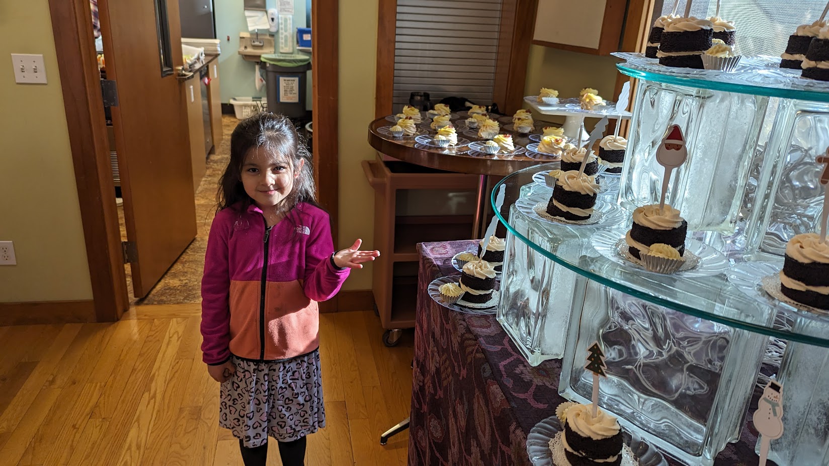 Christmas Tea Photos - Trinity Lutheran Church Bellingham Washington